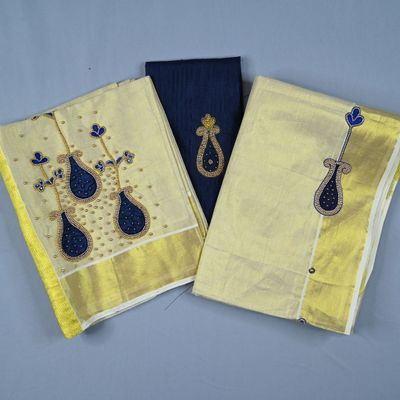 Trendy Set Mundu